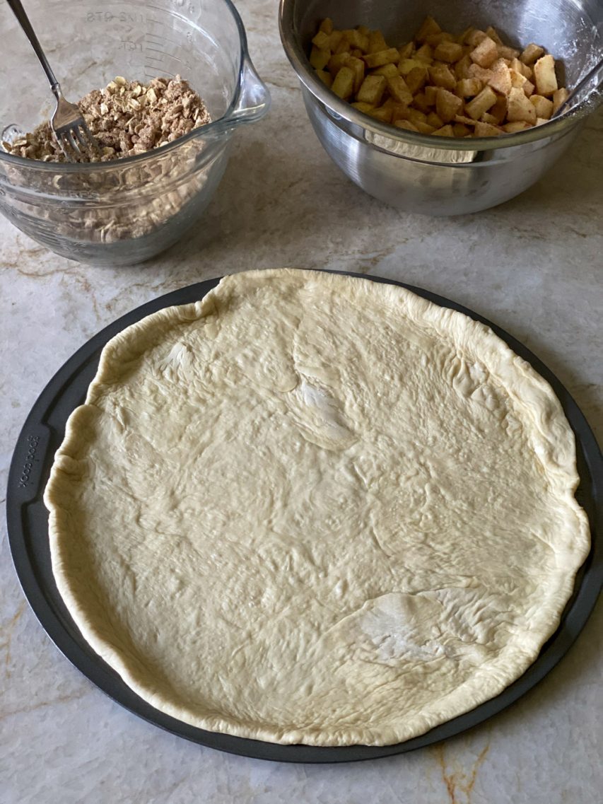 Oatmeal Apple Crisp Pizza - Rhodes Bake-N-Serv