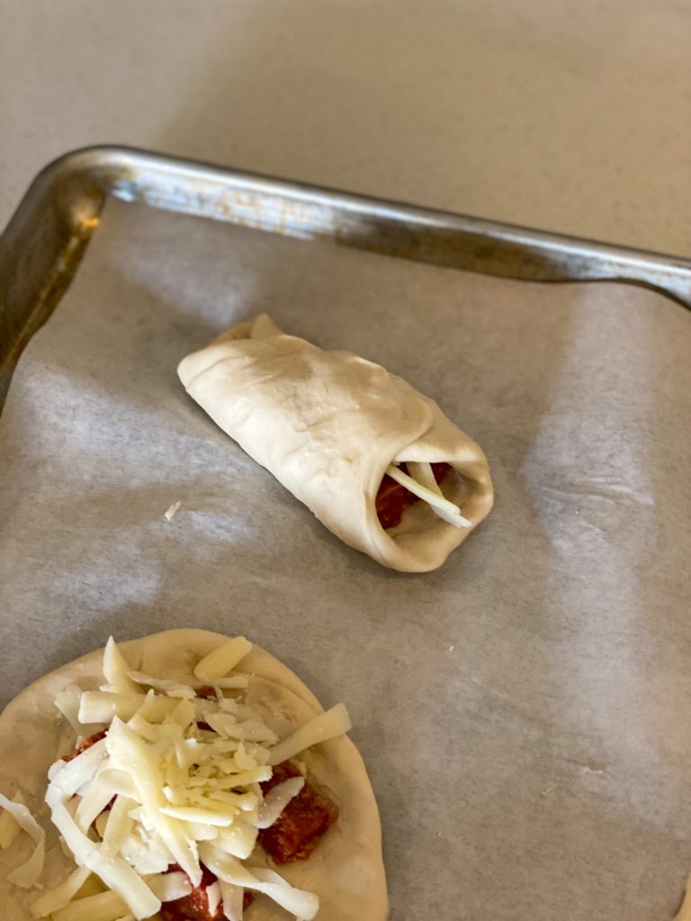 Pepperoni Rolls - Rhodes Bake-N-Serv
